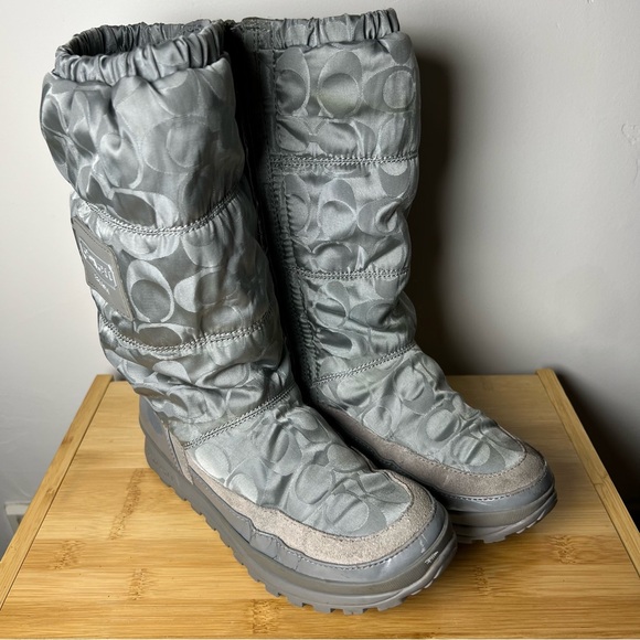 Coach | Shoes | Coach Gray Winter Bootssignature Print Style Demure A73 ...